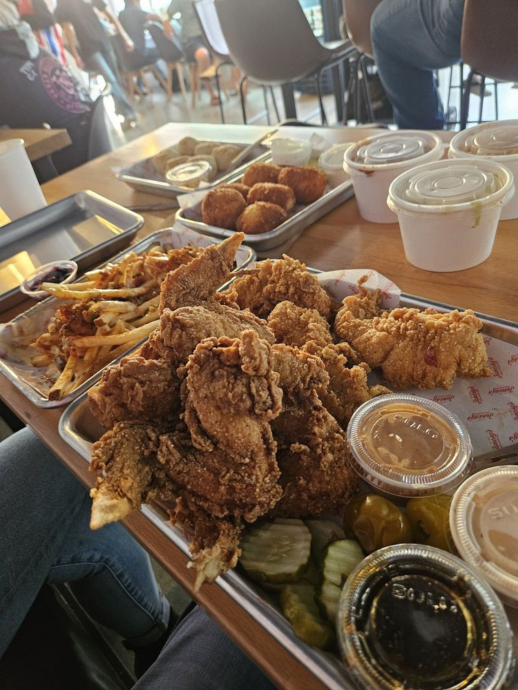 Gallery | Jonesy's Fried Chicken