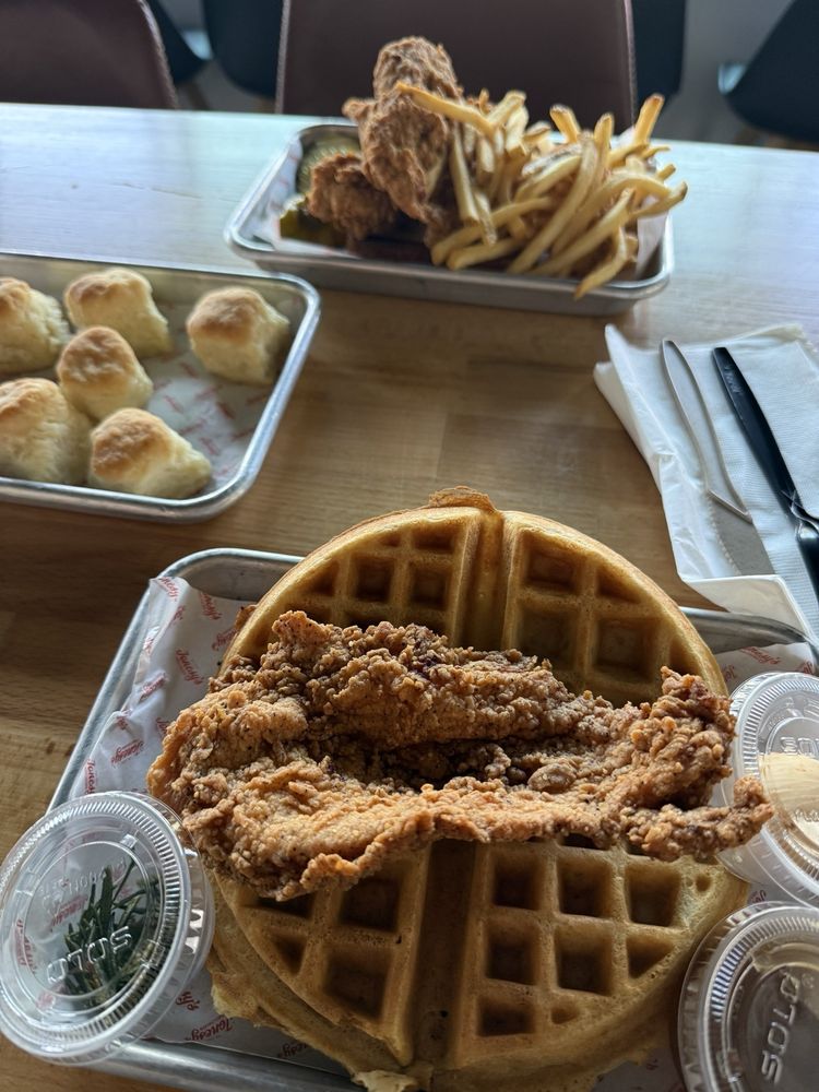 Gallery | Jonesy's Fried Chicken